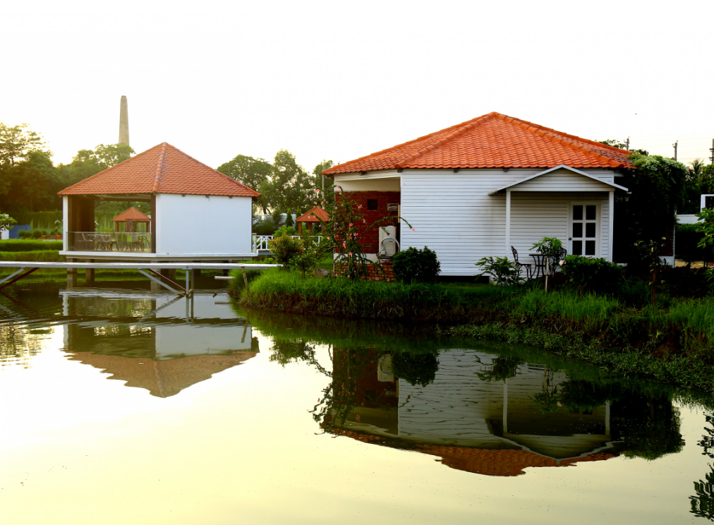 About Us – Crown Euro Inn